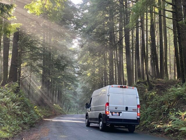 Camper Vans For Rent ⋆ Sprinter Camper Vans Portland ⋆ Book Now ⋆ ...